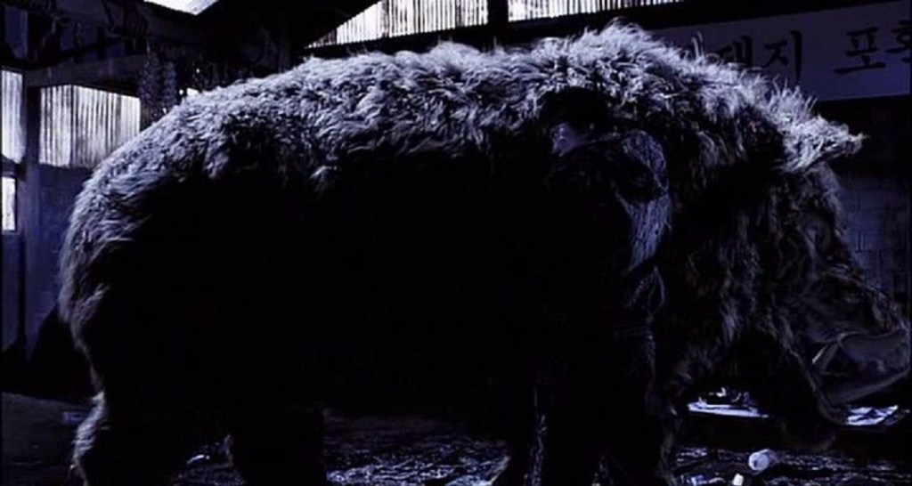 John’s Horror Corner: Chaw (2009, aka Chawu), a Korean film about a ...